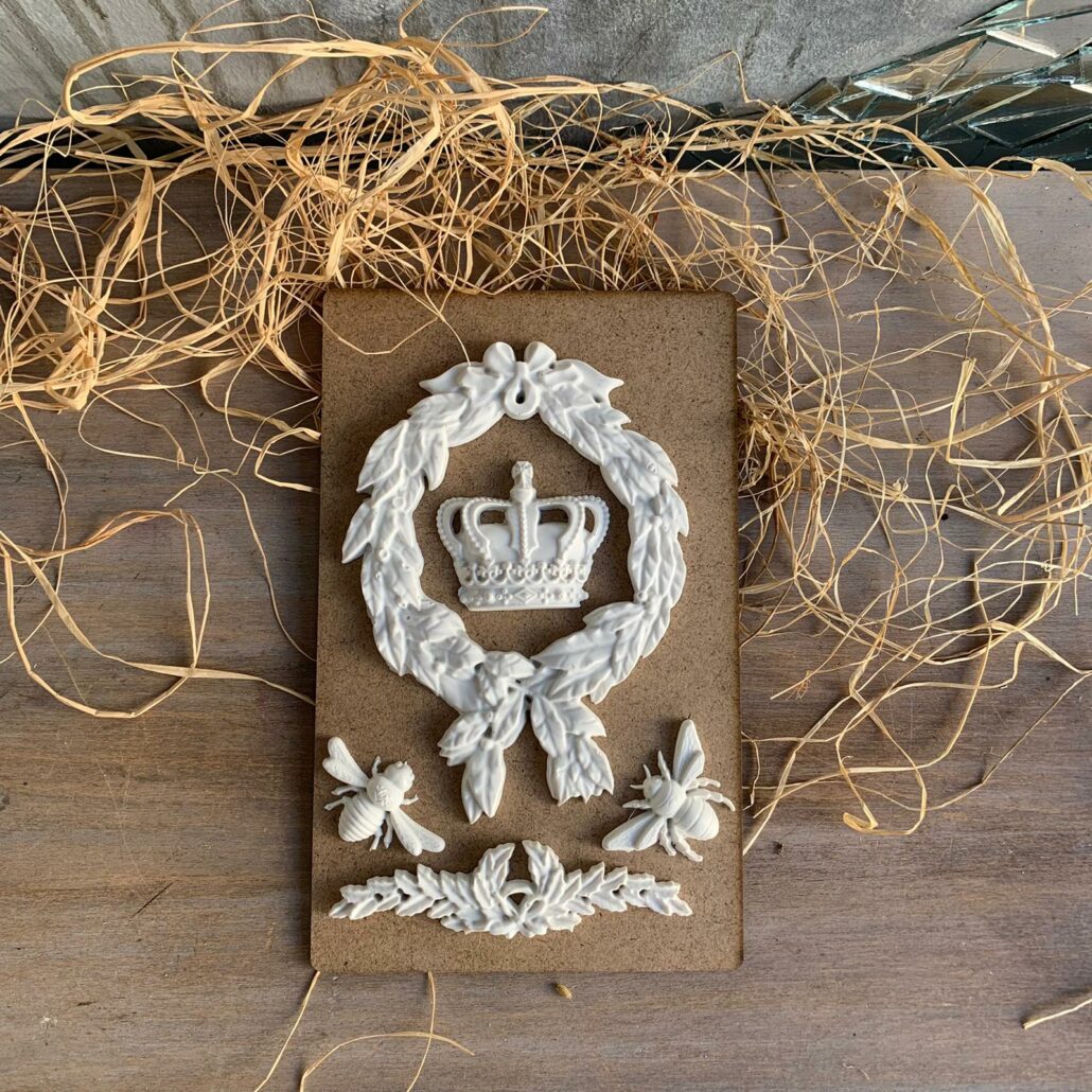 QUEEN CRAFT POLYESTER TAMAMLAYICI OBJE QUEEN-1 - Atölye Smile